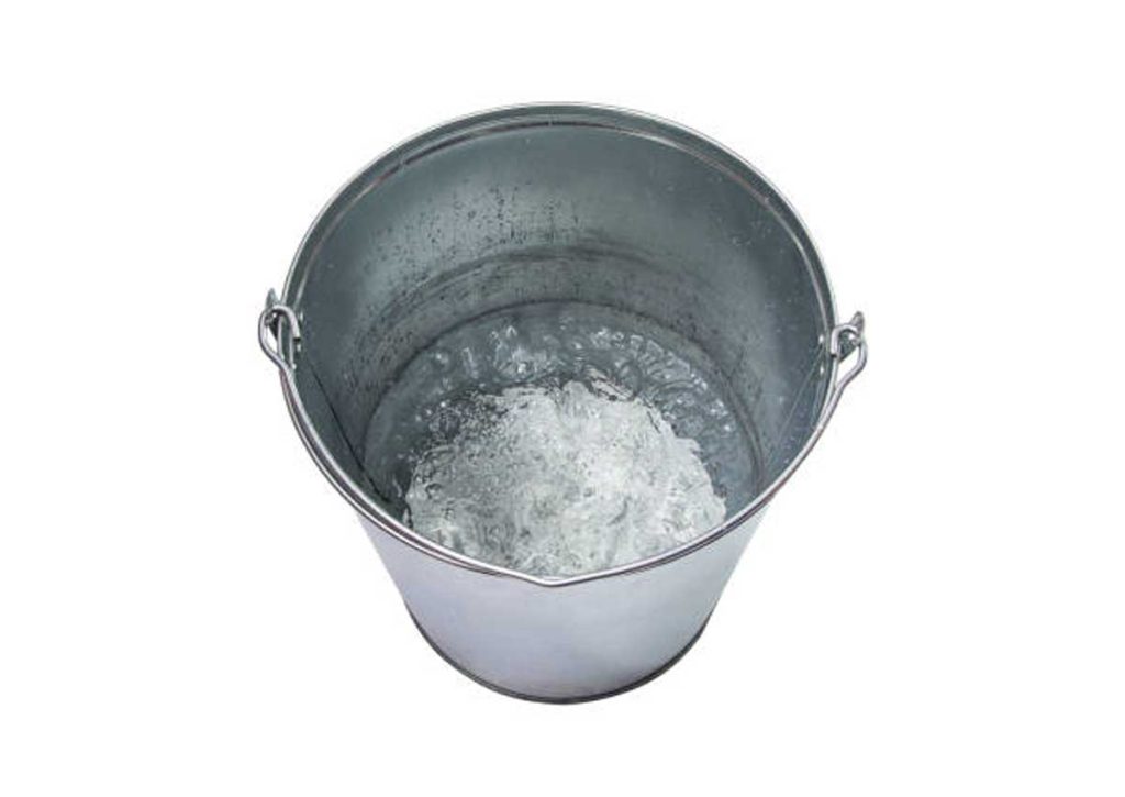 How to Soak Driftwood for Aquariums Properly: 8 Easy Steps - Small Fish ...